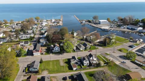 Olcott Vacation Rentals