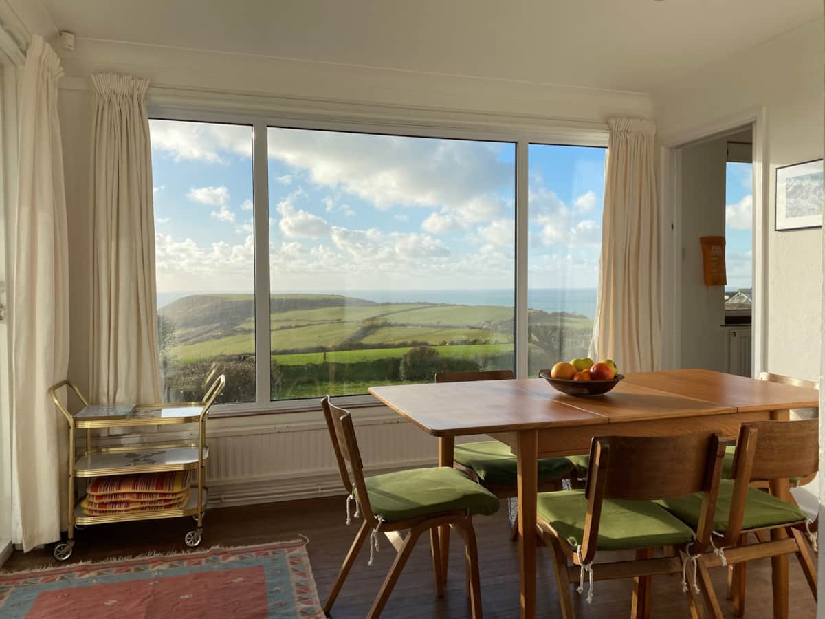 Highdown - Trebarwith Village (Sleeps 4) - Vacation Home in Trebarwith